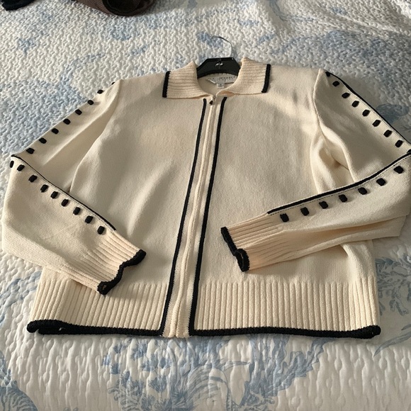 St. John | Jackets & Coats | St John Zipper Jacket | Poshmark